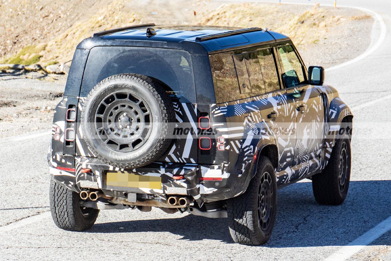 El Land Rover Defender SVX será un brutal todoterreno, nuevo vistazo ...