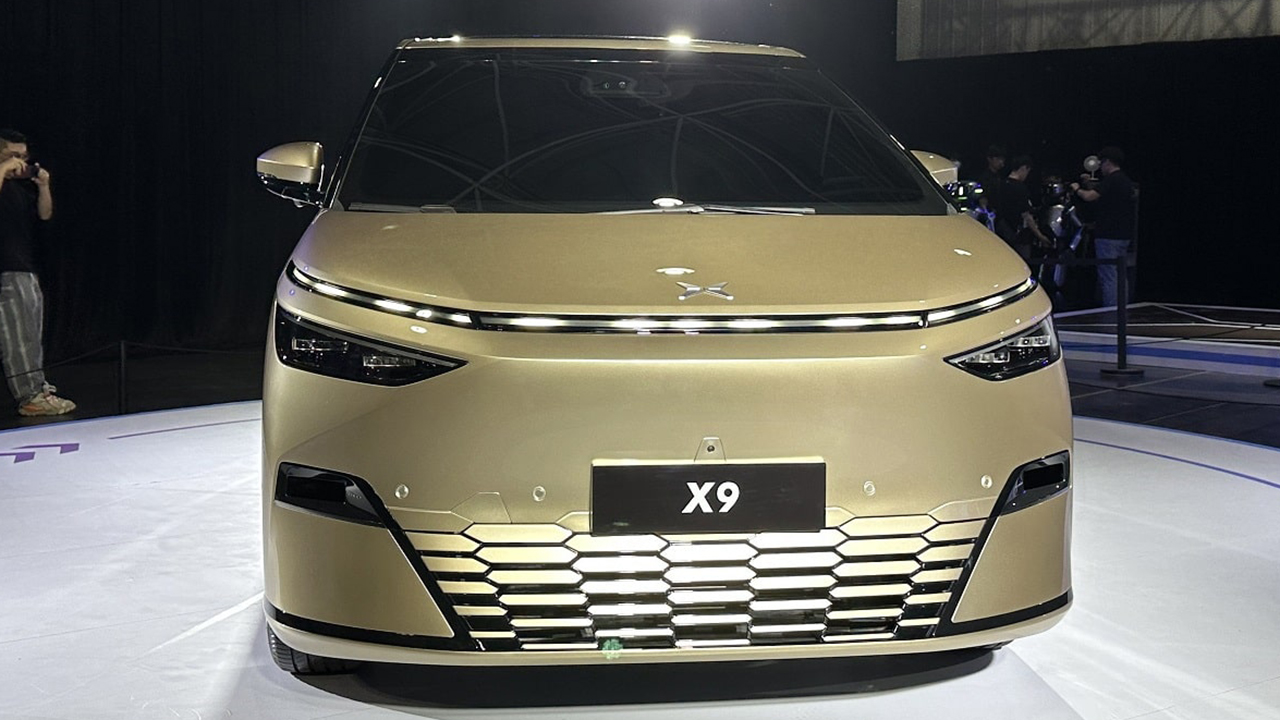 Xpeng se adelanta a Volvo con el nuevo X9, un monovolumen eléctrico con más de 700 km de ...