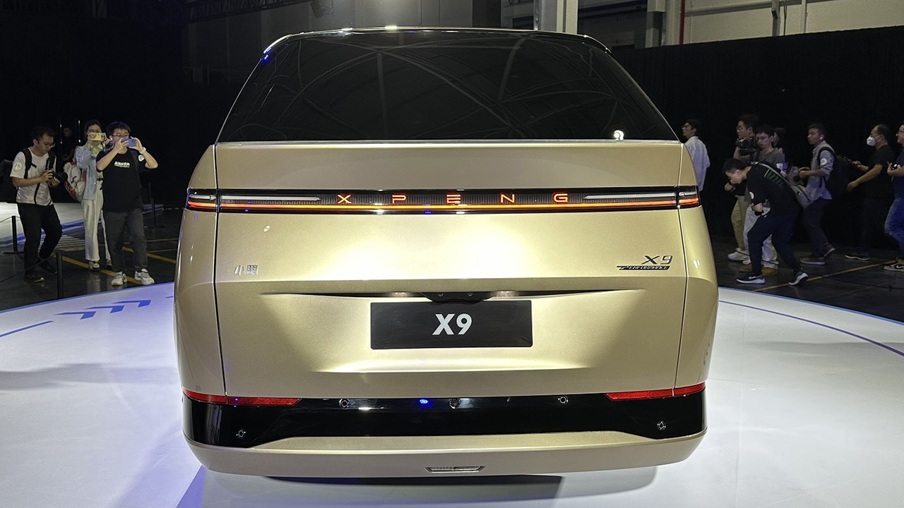 Xpeng se adelanta a Volvo con el nuevo X9, un monovolumen eléctrico con más de 700 km de ...