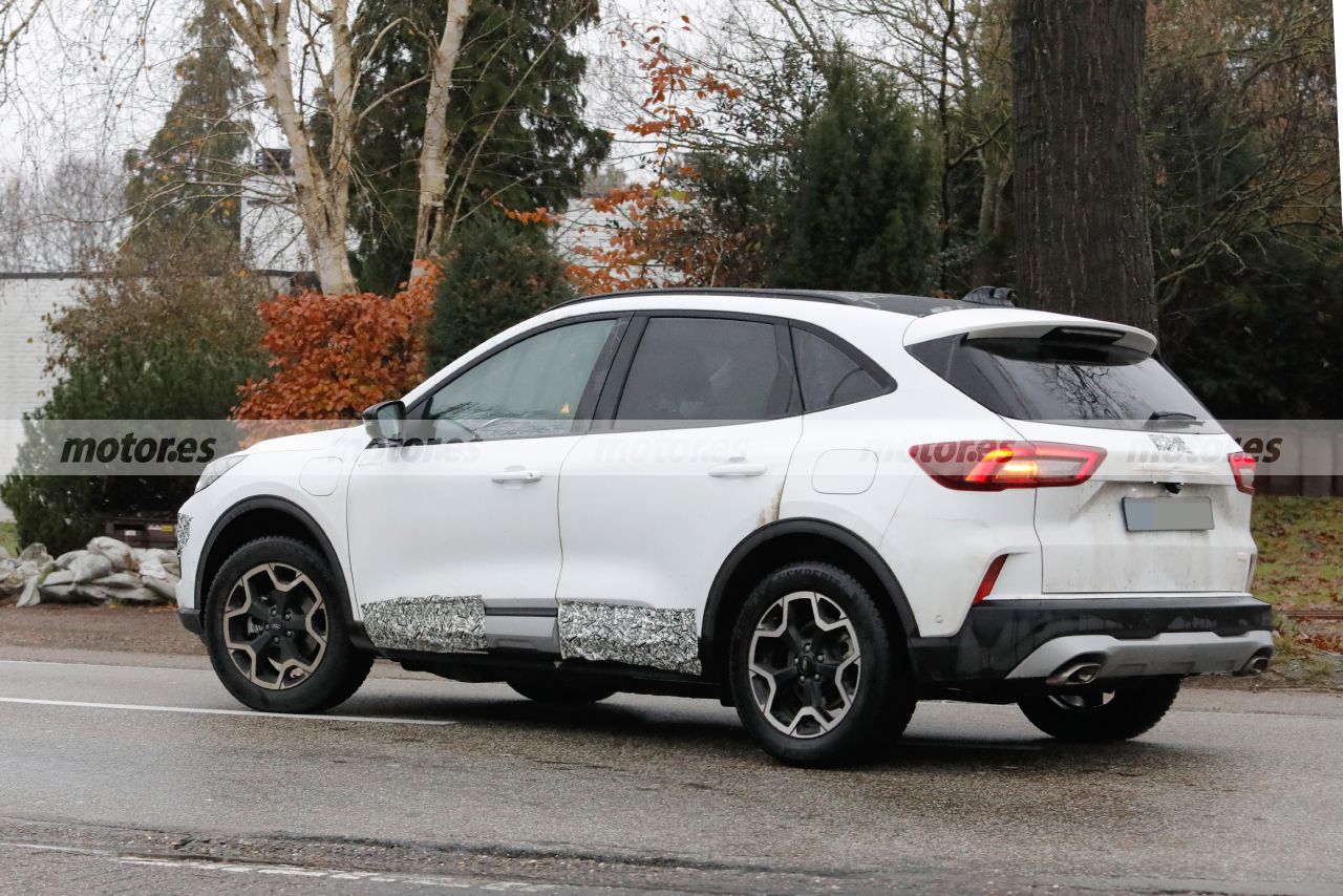 El Ford Kuga Facelift vuelve a escena con cambios notables al ...