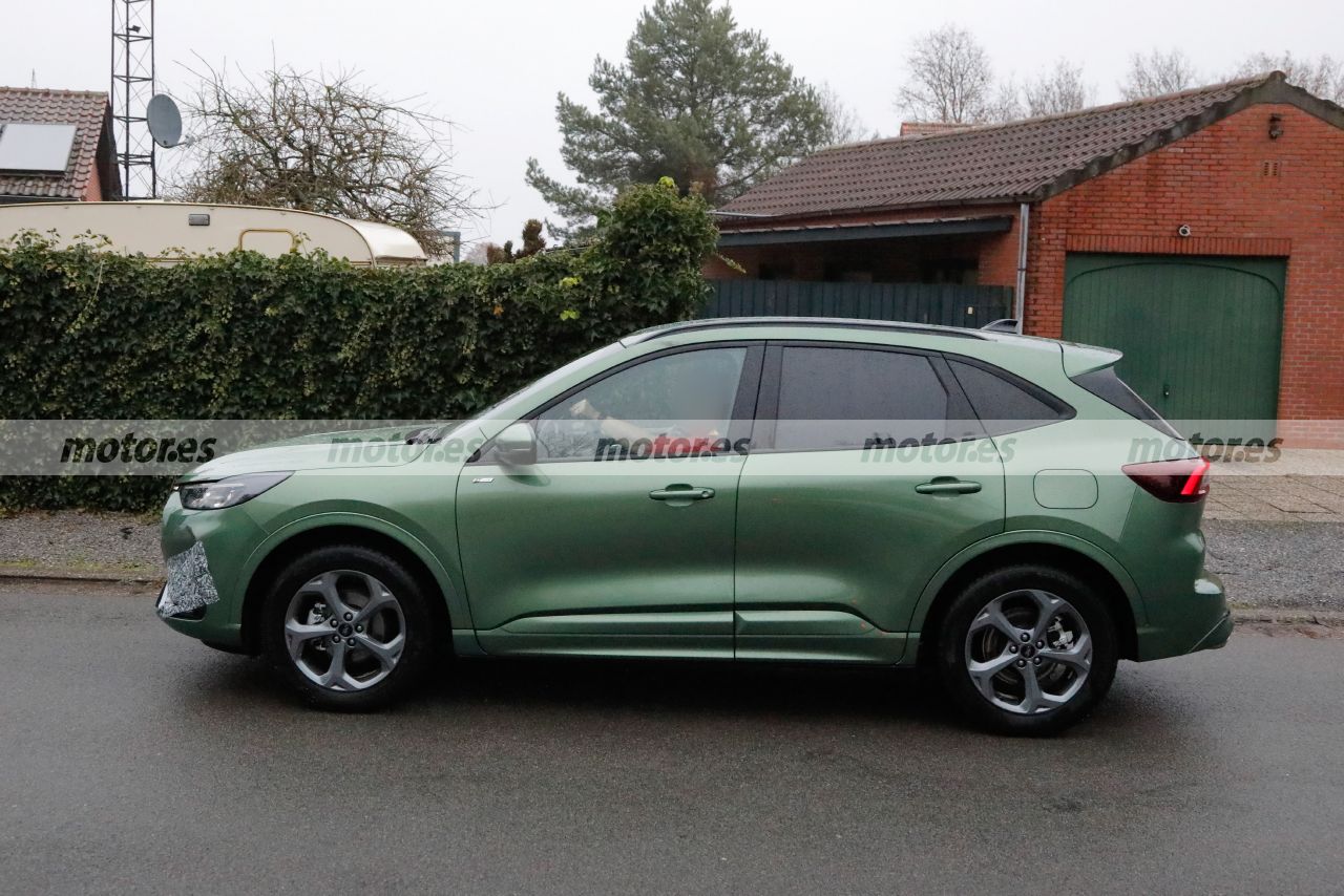 El Ford Kuga Facelift vuelve a escena con cambios notables al ...