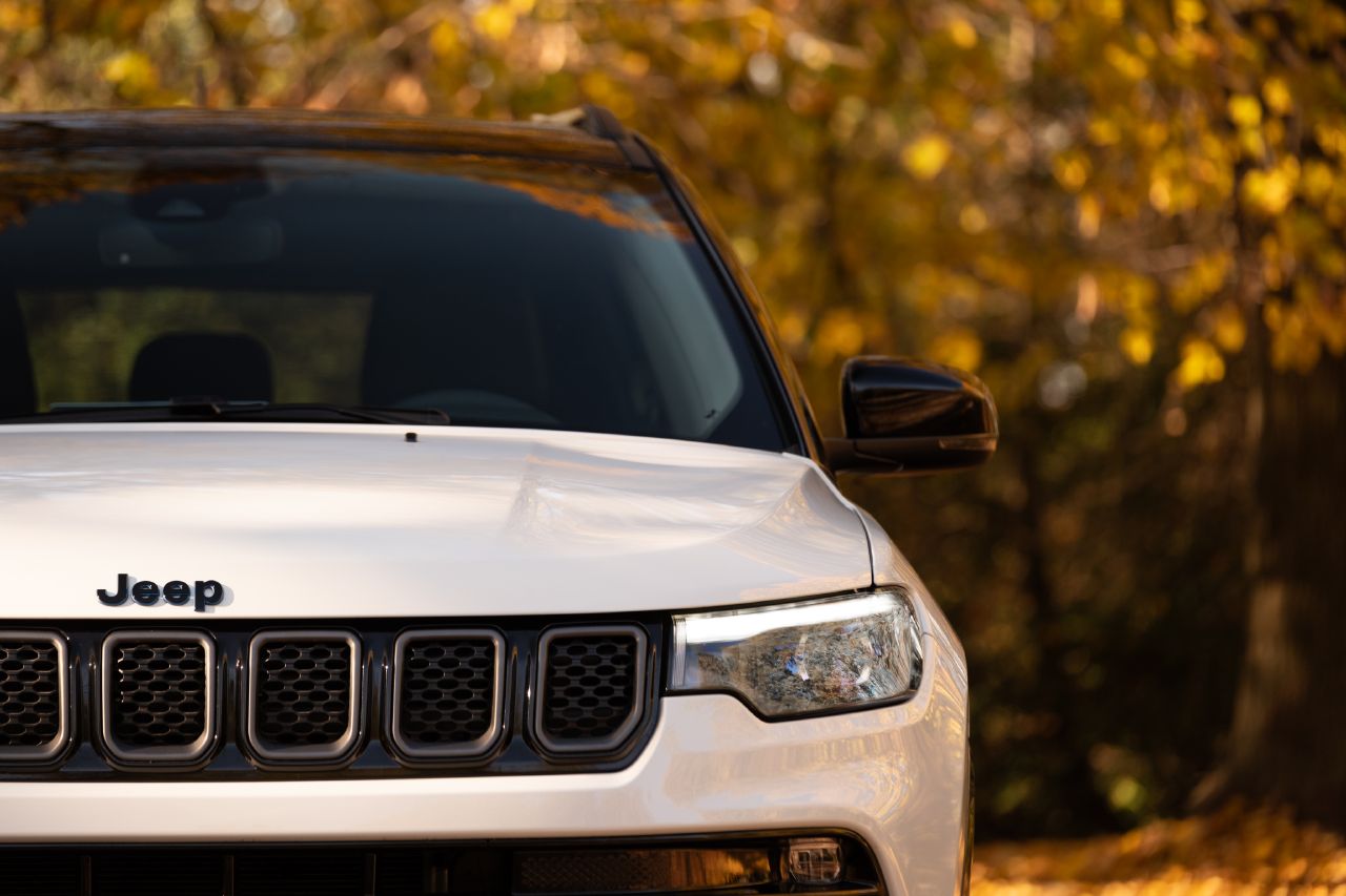 El Jeep Compass afronta 2024 con novedades, el exitoso SUV con la ...