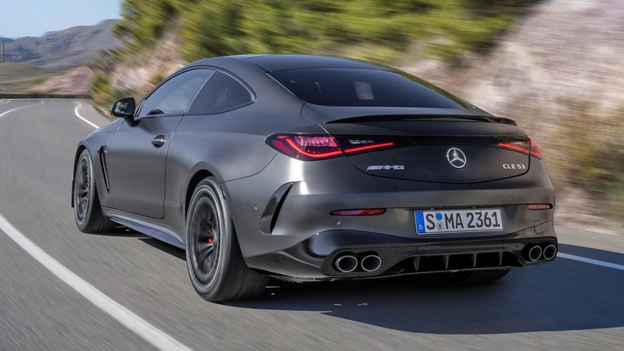 El nuevo Mercedes CLE estrena la versión AMG 53 Coupé con 449 CV, tracción 4MATIC+ y etiqueta ECO