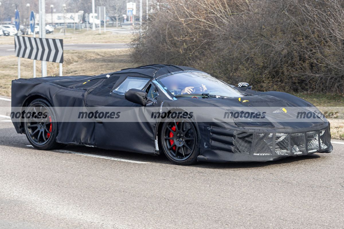 El futuro hypercar de Ferrari ya rueda como prototipo, ojo a estas ...