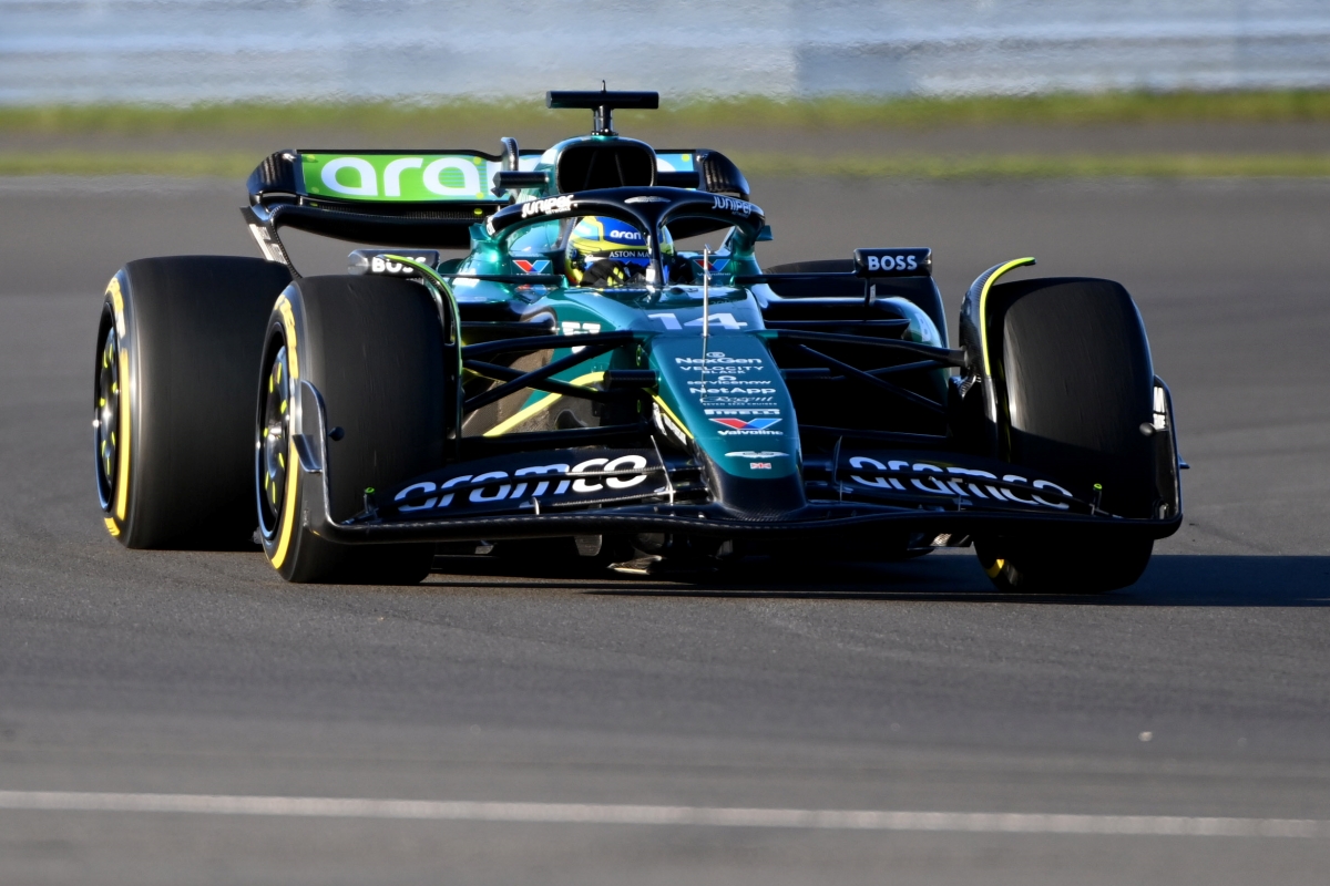 Las fotos del debut de Fernando Alonso con el Aston Martin AMR24 F1