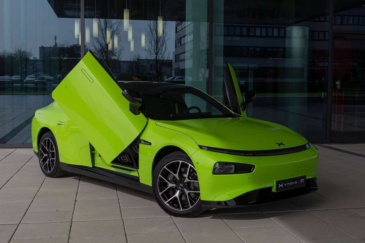 El nuevo Xpeng P7 se pone a la venta en Alemania, una berlina eléctrica ...