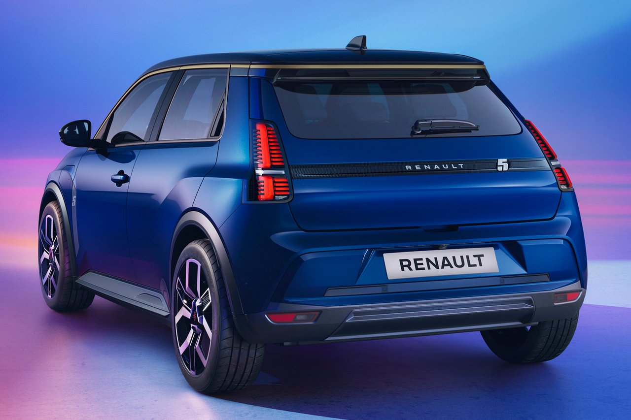 Poco potente y con una autonomía aceptable, así es el auténtico Renault ...