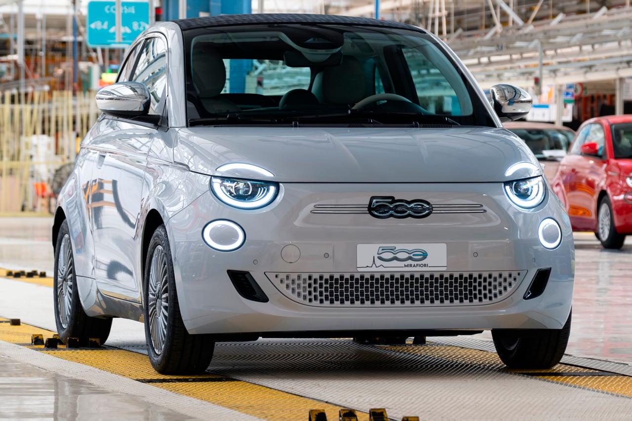 El FIAT 500 Eléctrico estrena la edición especial Mirafiori, un ...
