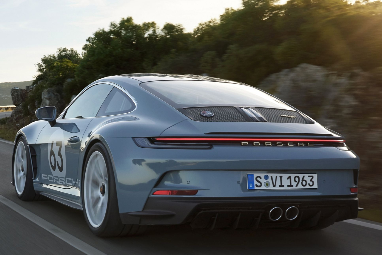 El diseñador jefe de Porsche admite un problema recurrente del 911, a ...