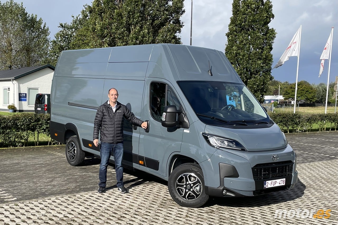 Prueba Toyota Proace Max. ¿La furgoneta de gran tamaño que estabas ...