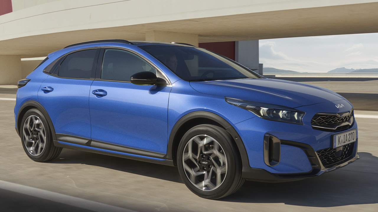 Última llamada para el KIA XCeed, se despide con sorpresa bajo el capó ...