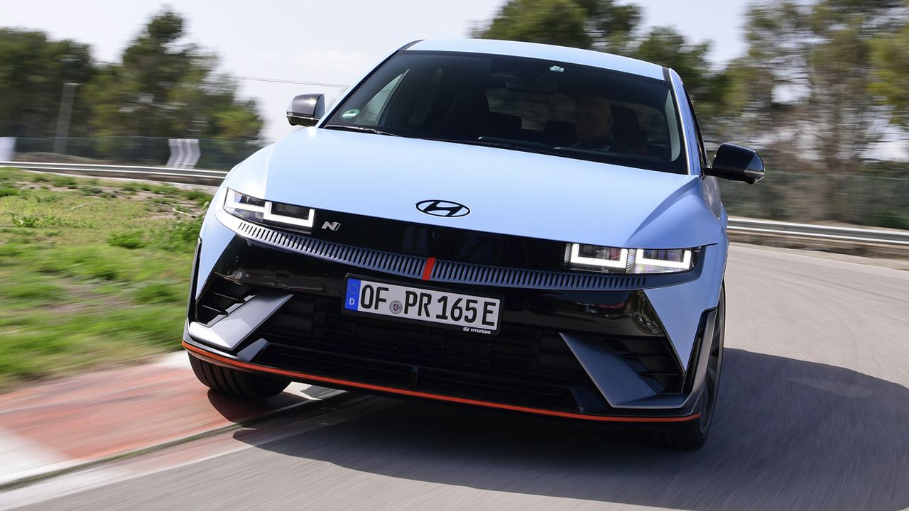 El Hyundai IONIQ 5 N 2026 recibe novedades, una no te la imaginas y es una potente arma anti-estrés