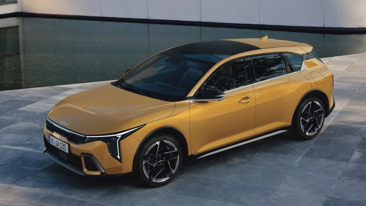 El nuevo KIA K4 ya tiene precios, más barato que el Ceed y listo para plantar cara al Golf