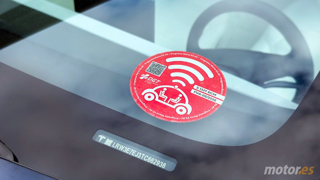 ¡Conduce solo! Me subí a un Tesla con FSD y esto es lo que debes saber ...